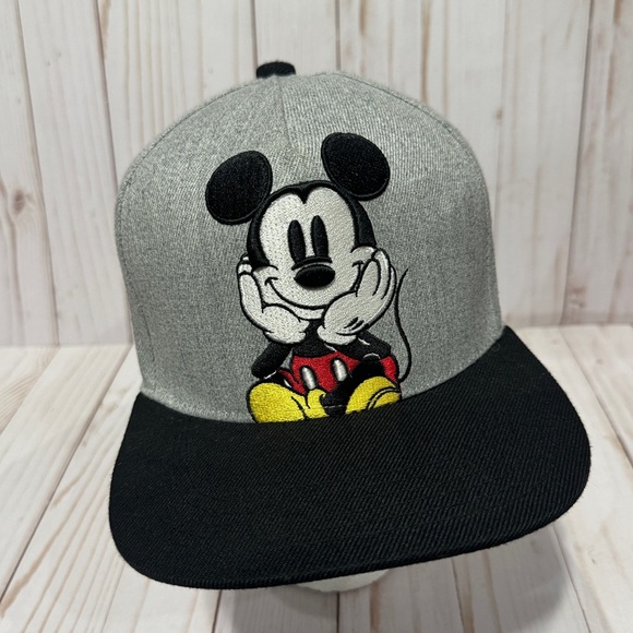Disney | Accessories | Mickey Mouse Gray Snapback Hat By Disney Unisex ...